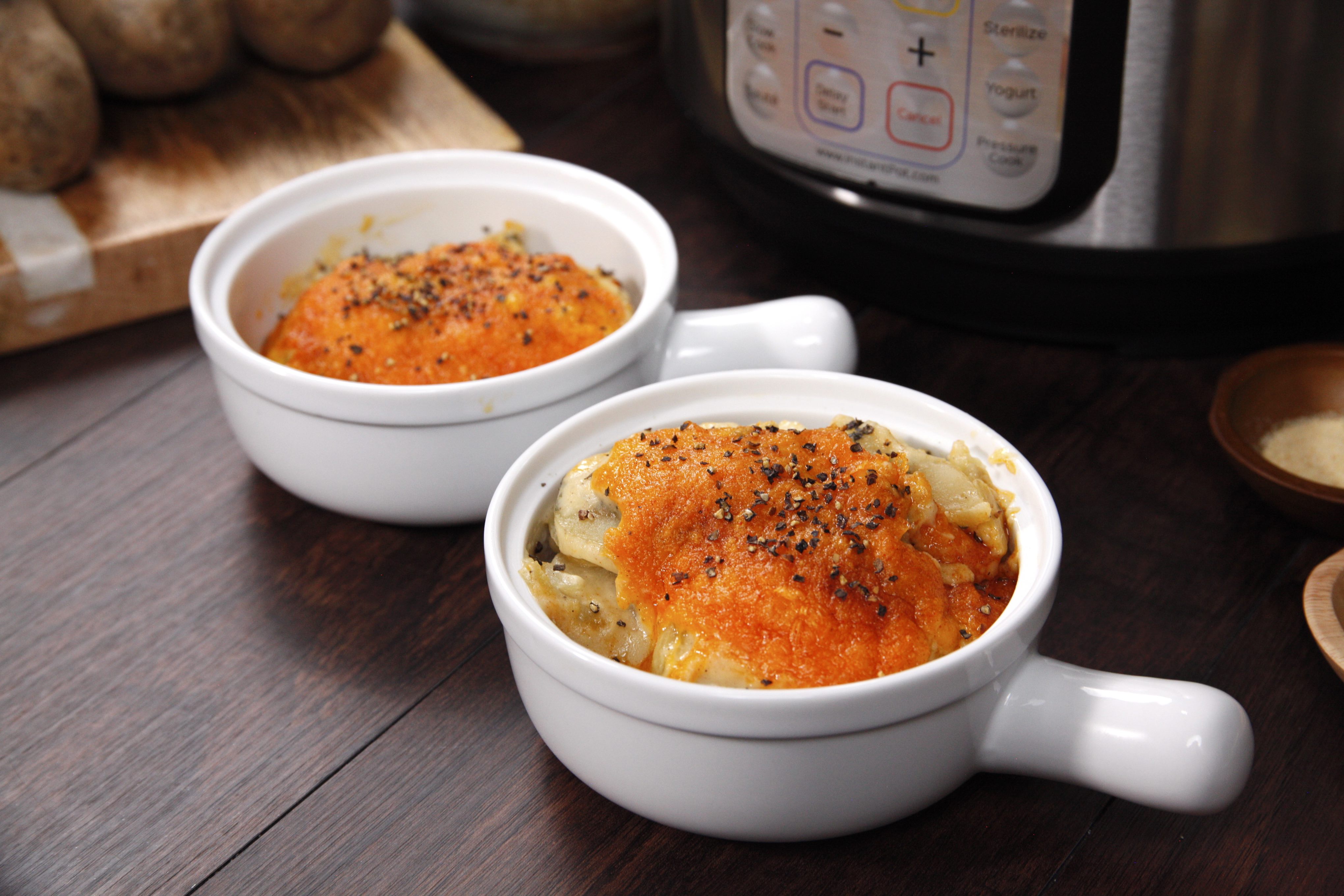 Instant Pot Creamy Scalloped Potatoes